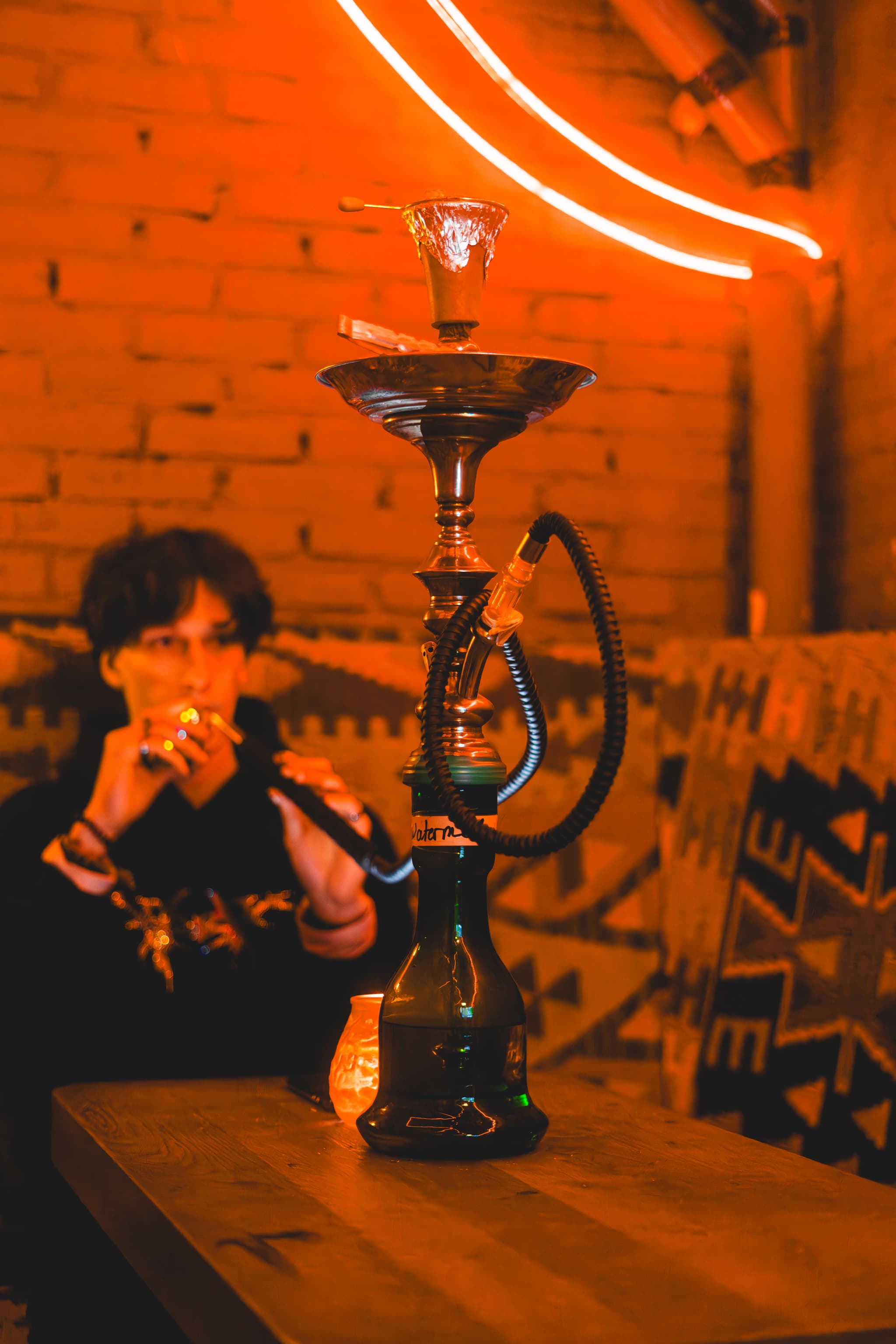 WonderBar Amsterdam | Premium Shisha, Cocktails & Late-Night Lounge